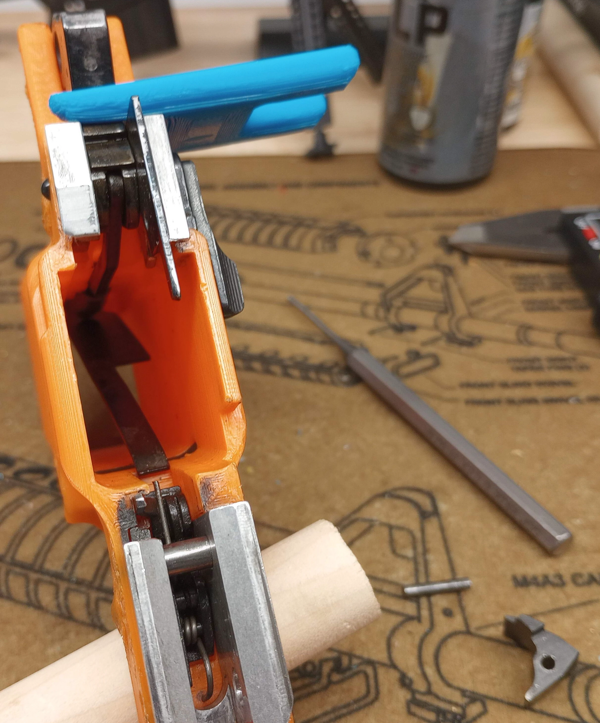 3D Printable Hi-Power 3rd Hand Assembly Tool