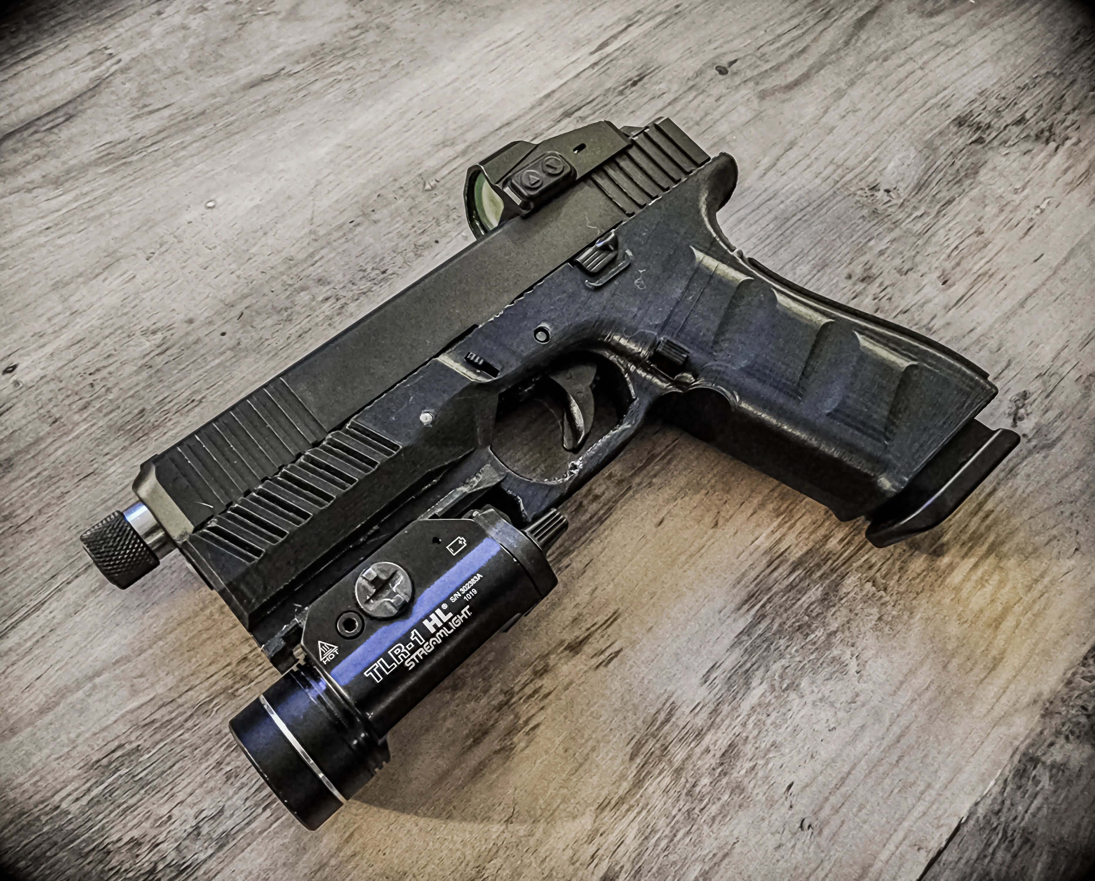 Unseenkiller Remix - PY2A Glock 17 Gen3 (gen5 locking bar spring)